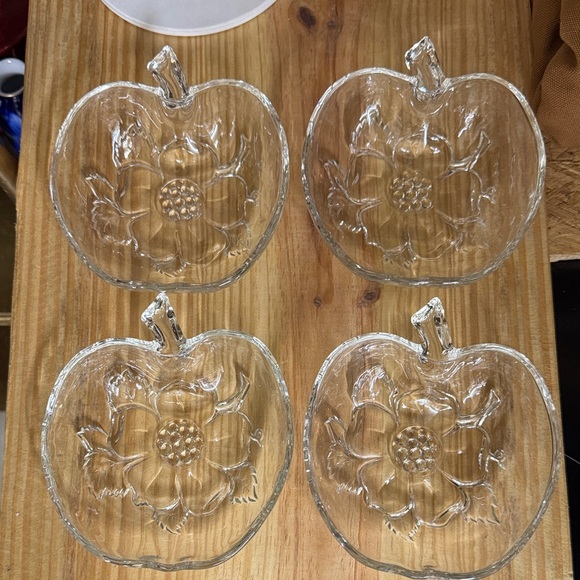 Kitchen | Set Of 4 Vintage Apple Shaped Clear Pressed Glass Dishes ...